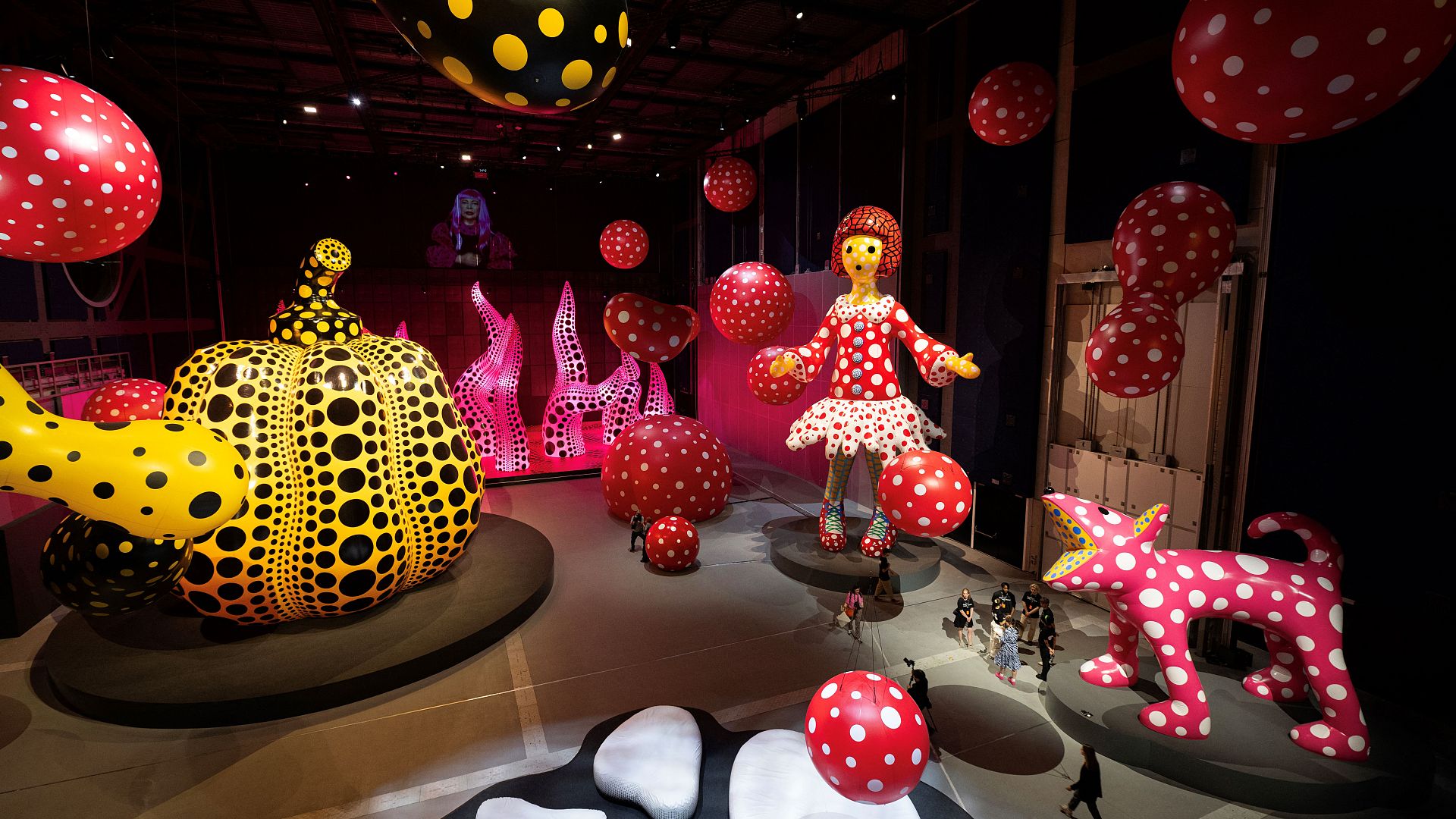 Video. Take a look inside Yayoi Kusama's spectacular inflatable ...