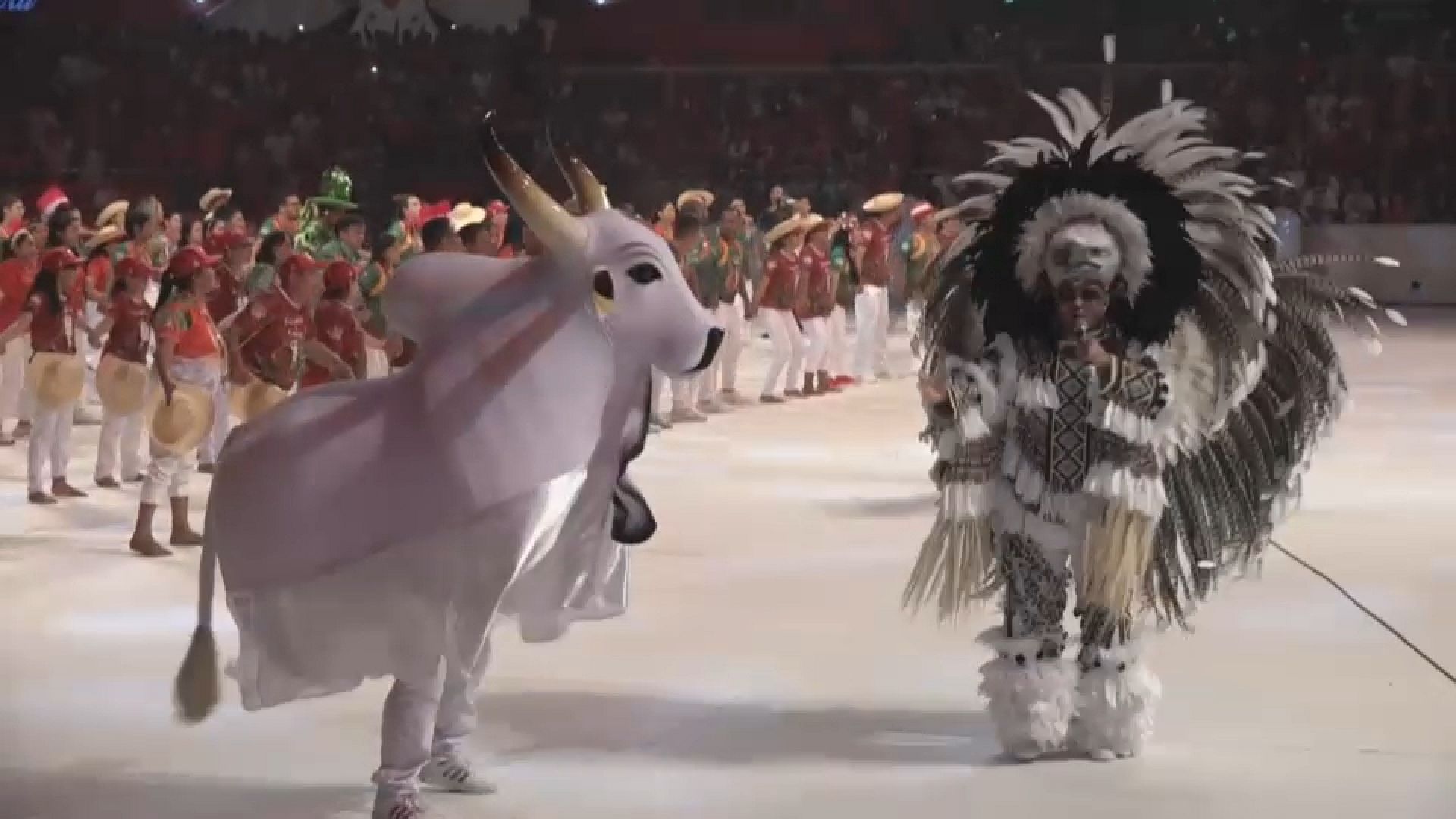 Video. Indigenous leader of the Kayapo tribe is honoured at annual ...