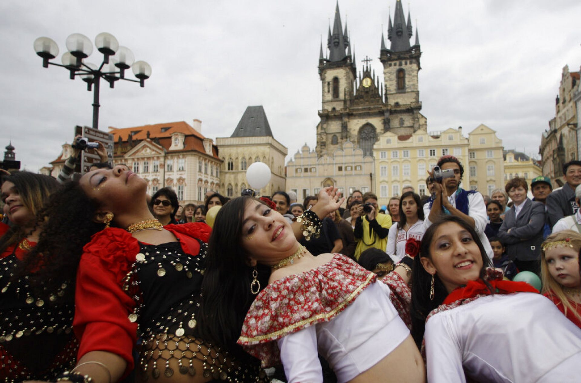 Why is the Czech Republic pitting Roma and Ukrainians against each other? | Euronews