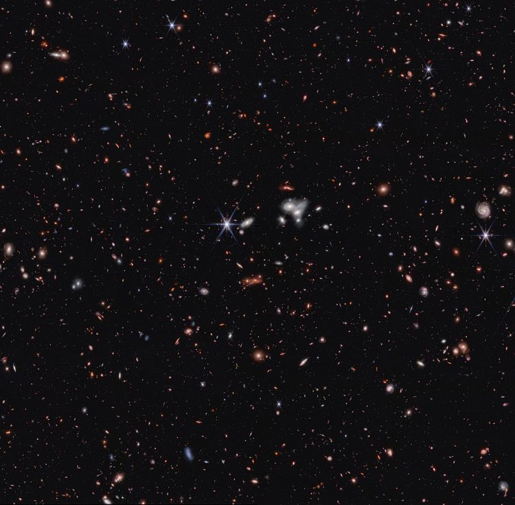 Un anno di James Webb: cinque cose che il telescopio spaziale ci ha ...