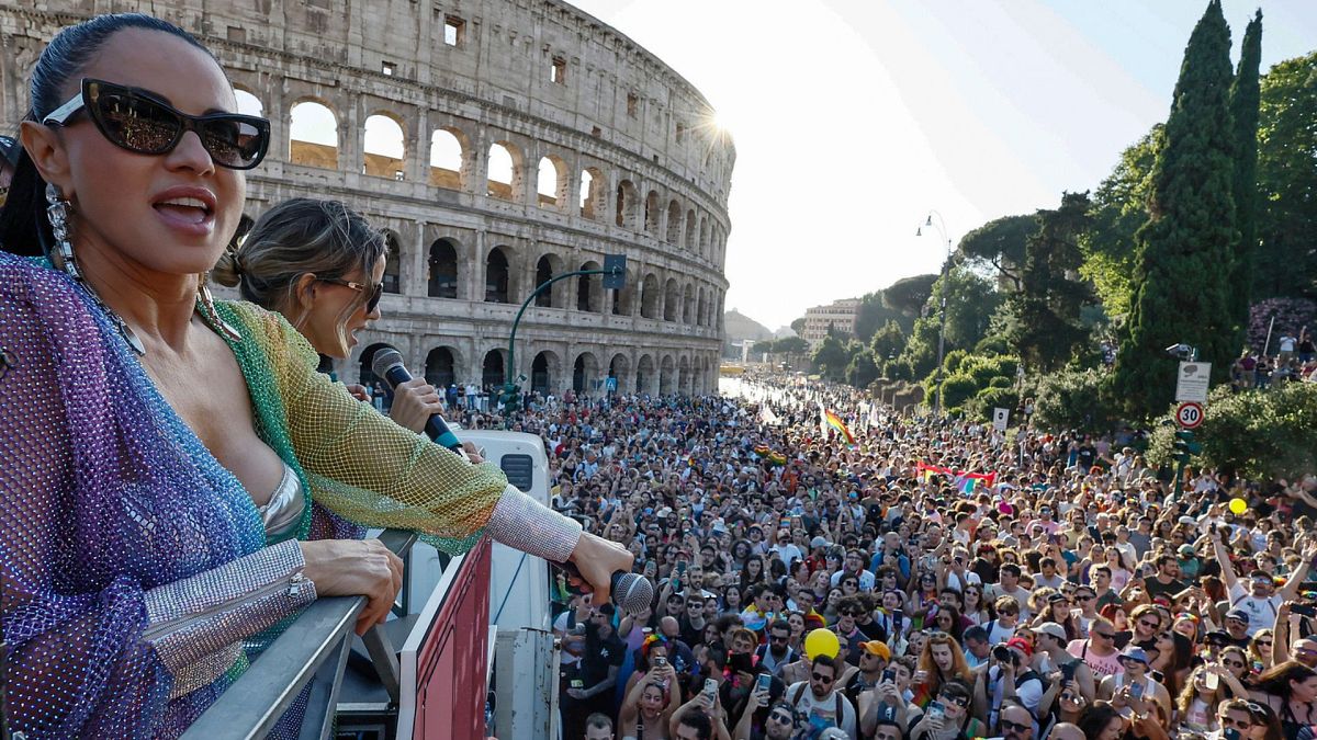 I moved to Rome in search of the dolce vita but discovered its dark ...