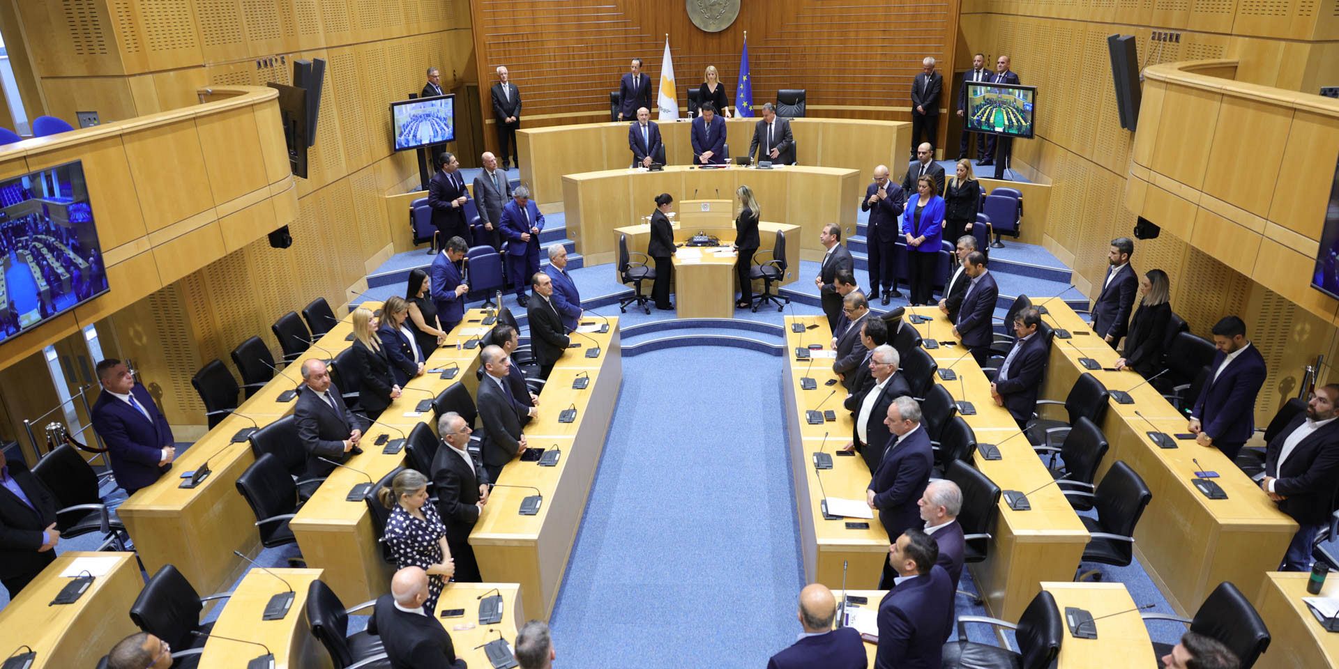 Κύπρος: Ειδική συνεδρίαση της Βουλής των Αντιπροσώπων για τις μαύρες ...