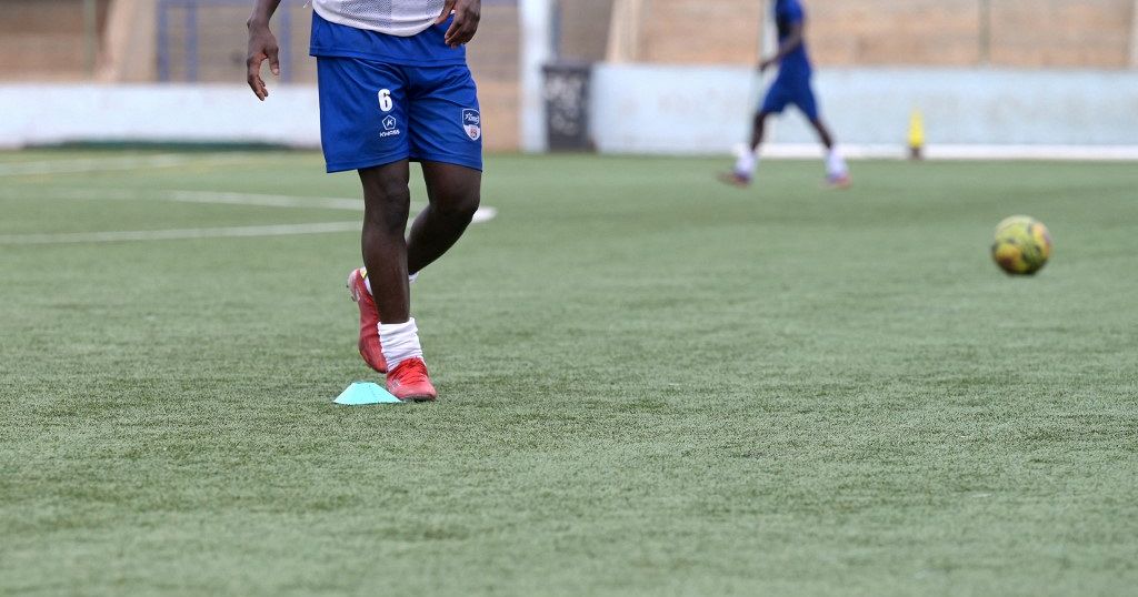 Football : l’engouement des Sénégalais pour le gazon synthétique ...