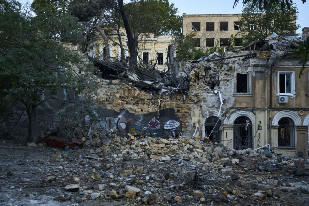 Russia strikes port city of Odesa, killing one and injuring dozens ...