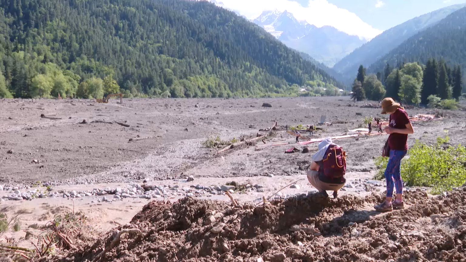 Rescuers still looking for survivors of a deadly landslide in Georgia ...