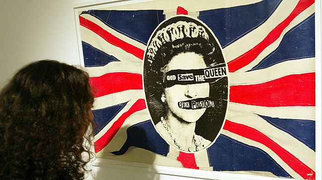 Sex Pistols artist Jamie Reid dies at 76: How his imagery came to ...