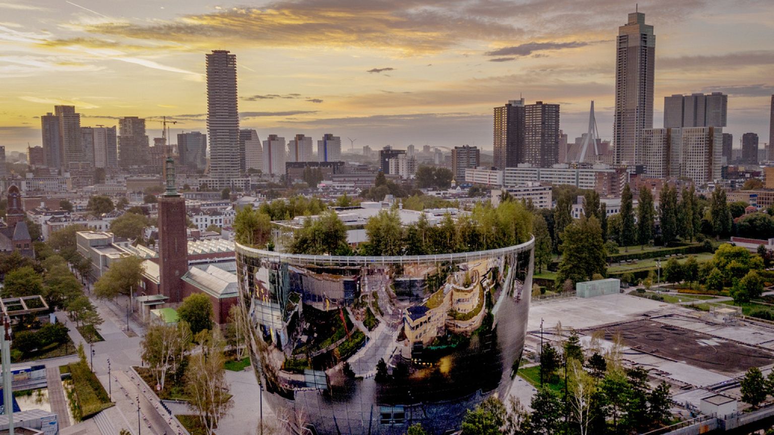 Hollanda ekonomisi tüketim harcamaları ve ihracattaki gerilemeyle ...