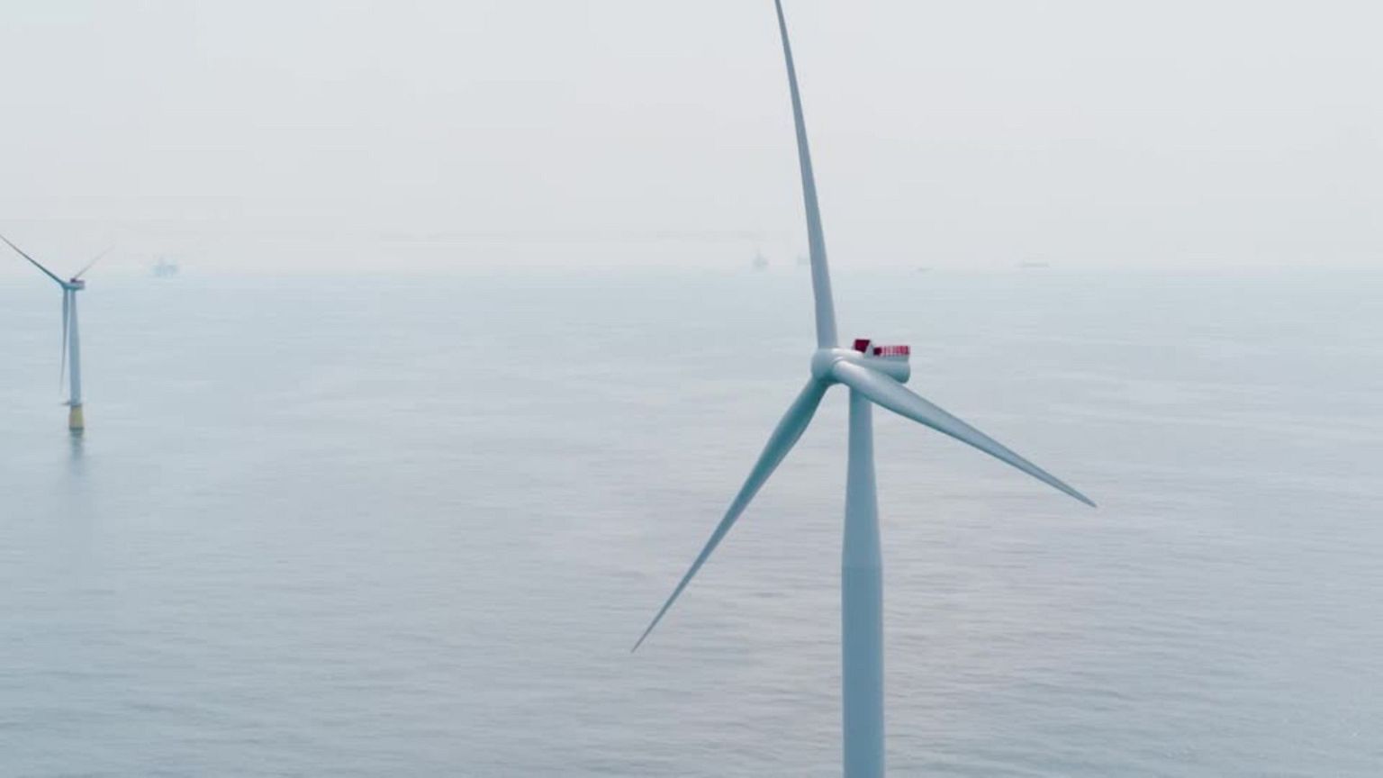 Norway: World’s biggest floating wind farm will power oil and gas ...