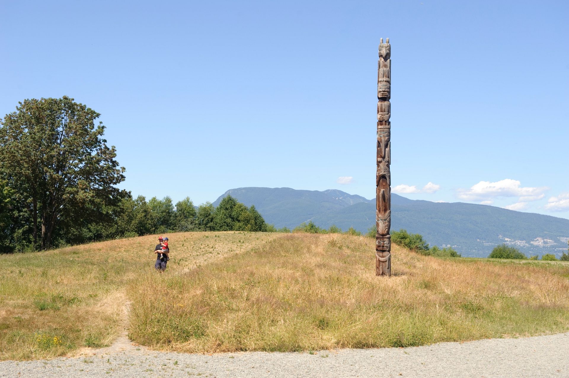 Artefacts row: 'Stolen' totem pole set to return from Scotland to ...