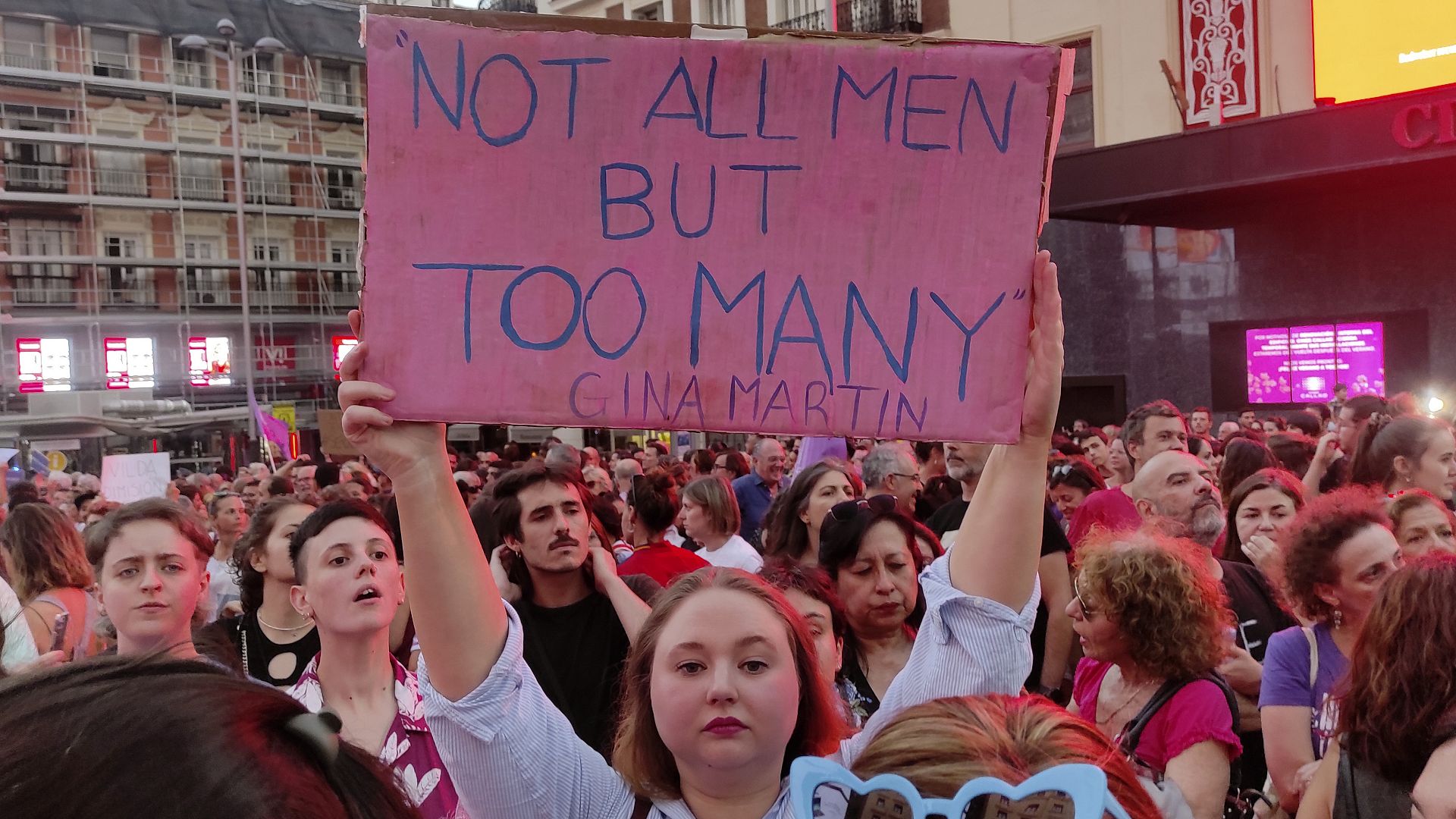 Video. Watch: Thousands demonstrate in Madrid to condemn sexism in ...