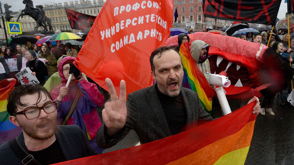 Russia’s LGBTQ+ community unites amid Kremlin crackdown | Euronews