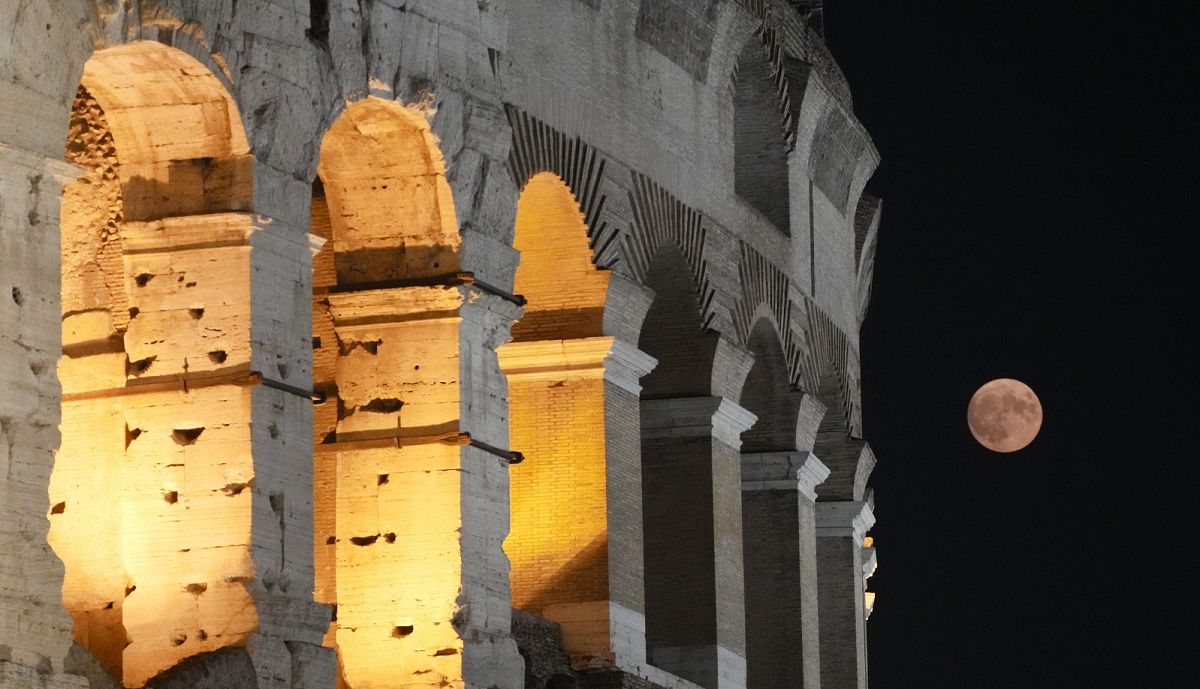 In pictures: Rare Super Blue Moon dazzles stargazers in the skies over ...