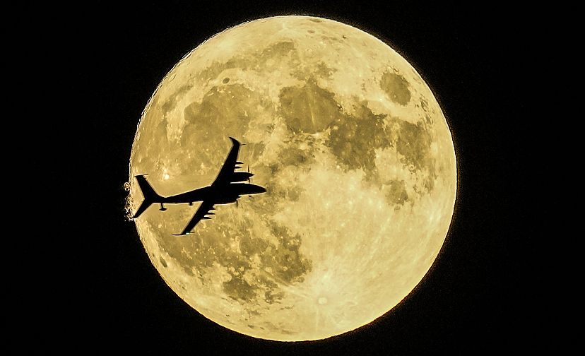 In pictures: Rare Super Blue Moon dazzles stargazers in the skies over ...