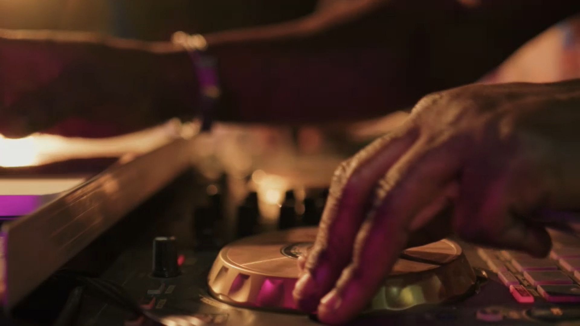 Thinking of visiting Chicago? Musician Foy Vance has the best music and ...