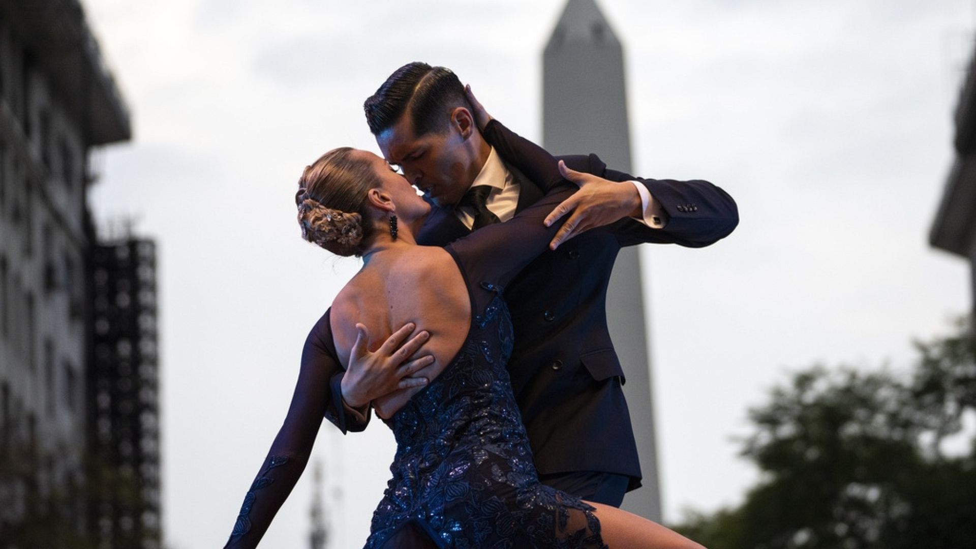 Video. WATCH: More than 20,000 participate in Tango World Championship ...