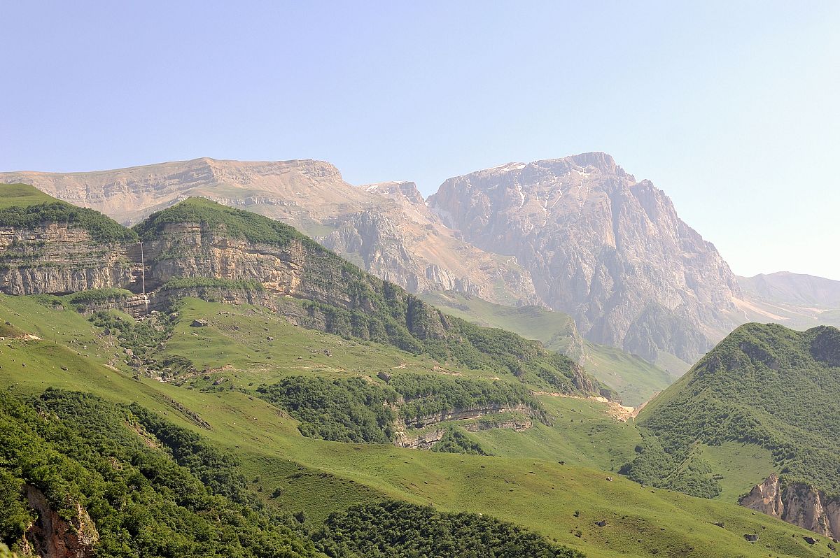 Azerbaijan’s hikes take you through rocky mountains and romantic ...