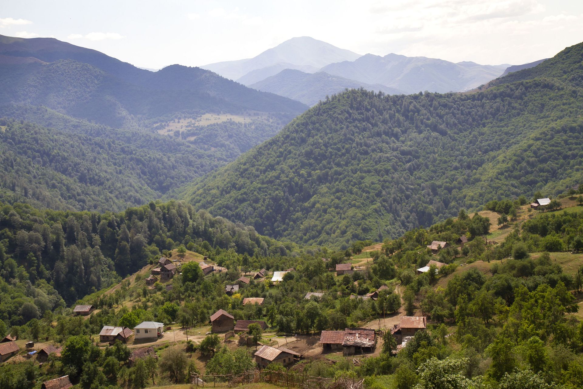 Las 5 mejores excursiones por las montañas rocosas y los pueblos más ...