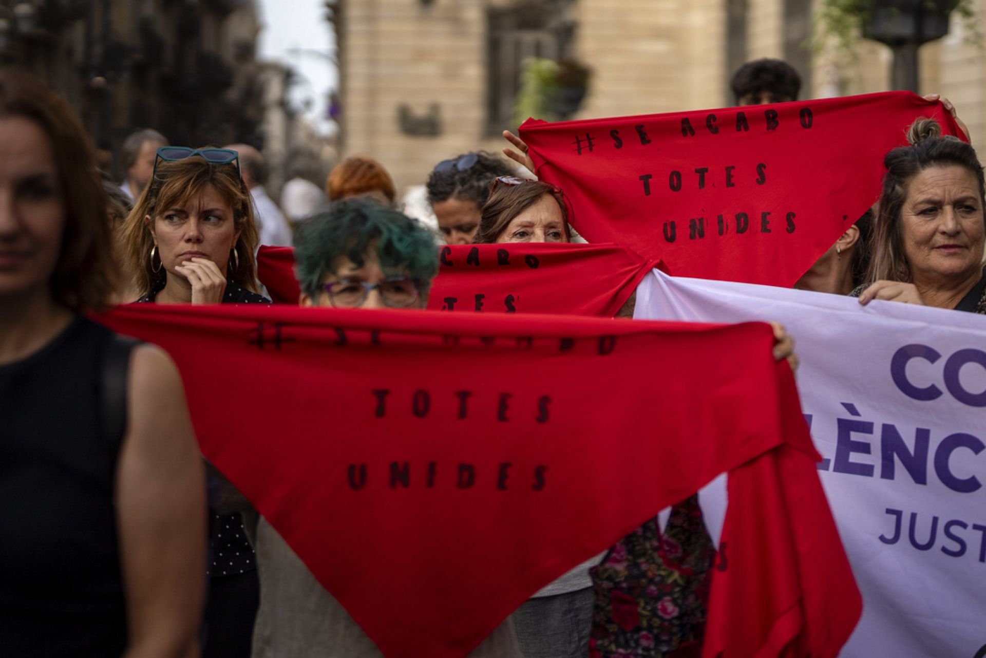 Spain's men's team condemn Rubiales' 'unacceptable behaviour' that ...