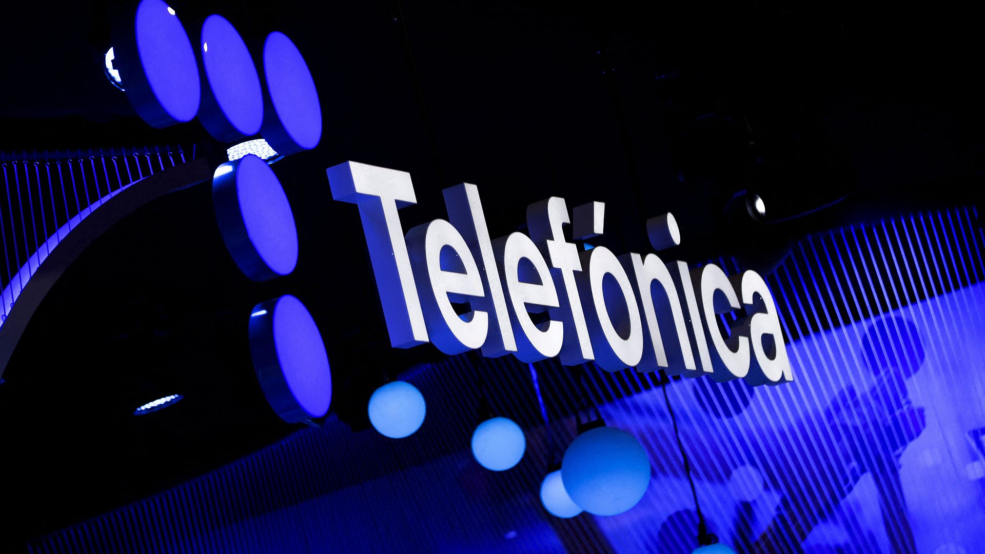 Saudi Telecom Company becomes Spanish Telefónica's top shareholder ...