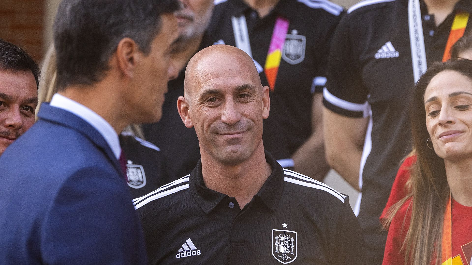 Scandale du baiser forcé : finalement, le patron du Football espagnol ...