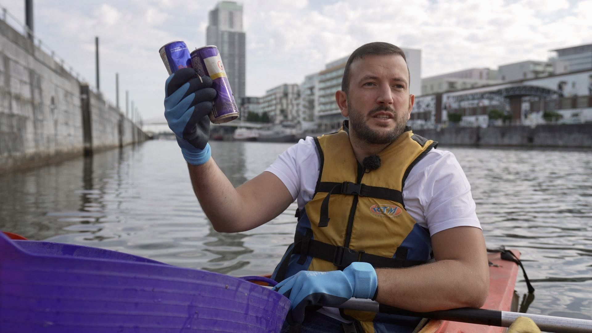 Cleaning Europe's rivers: Meet the teams trying to turn the plastic ...