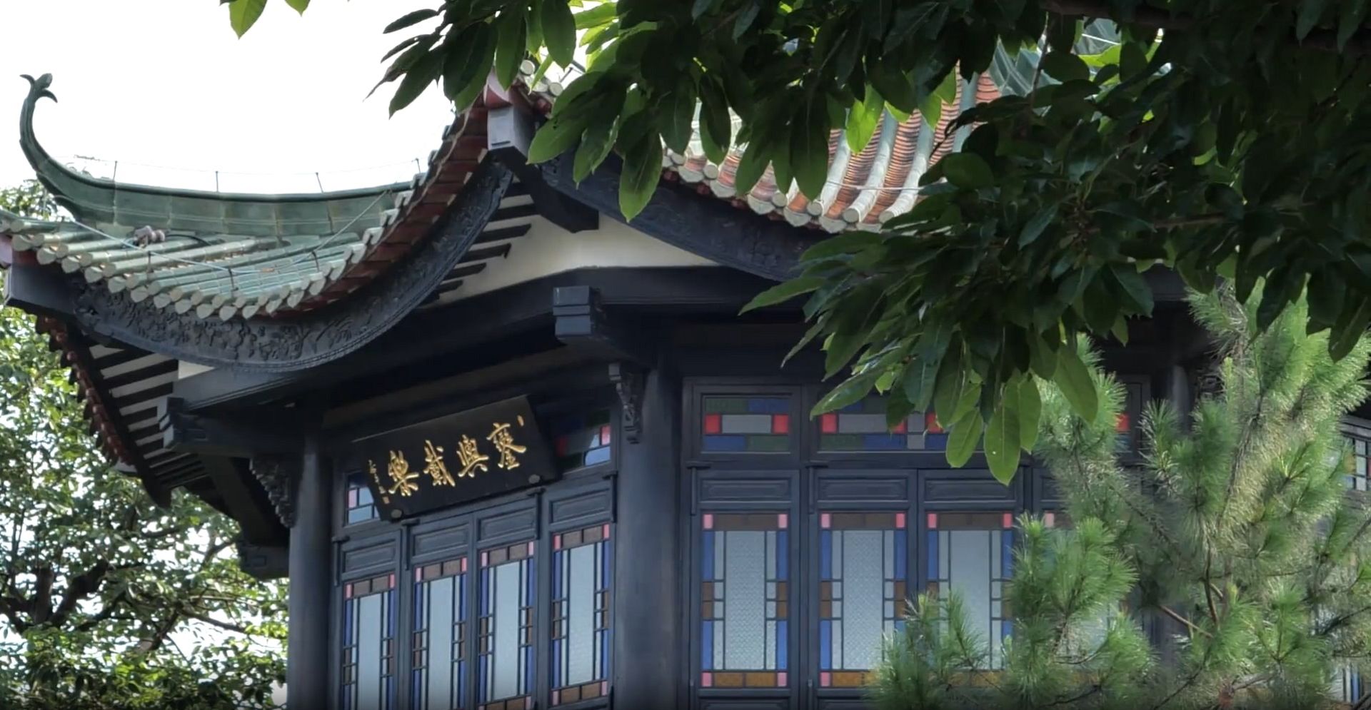 Meet the children shining a spotlight on China’s ancient operatic ...