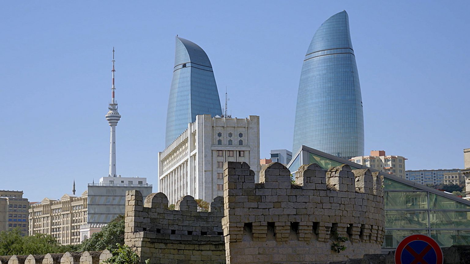 Ce qu'il faut visiter à Bakou en Azerbaïdjan, capitale qui allie ancien ...