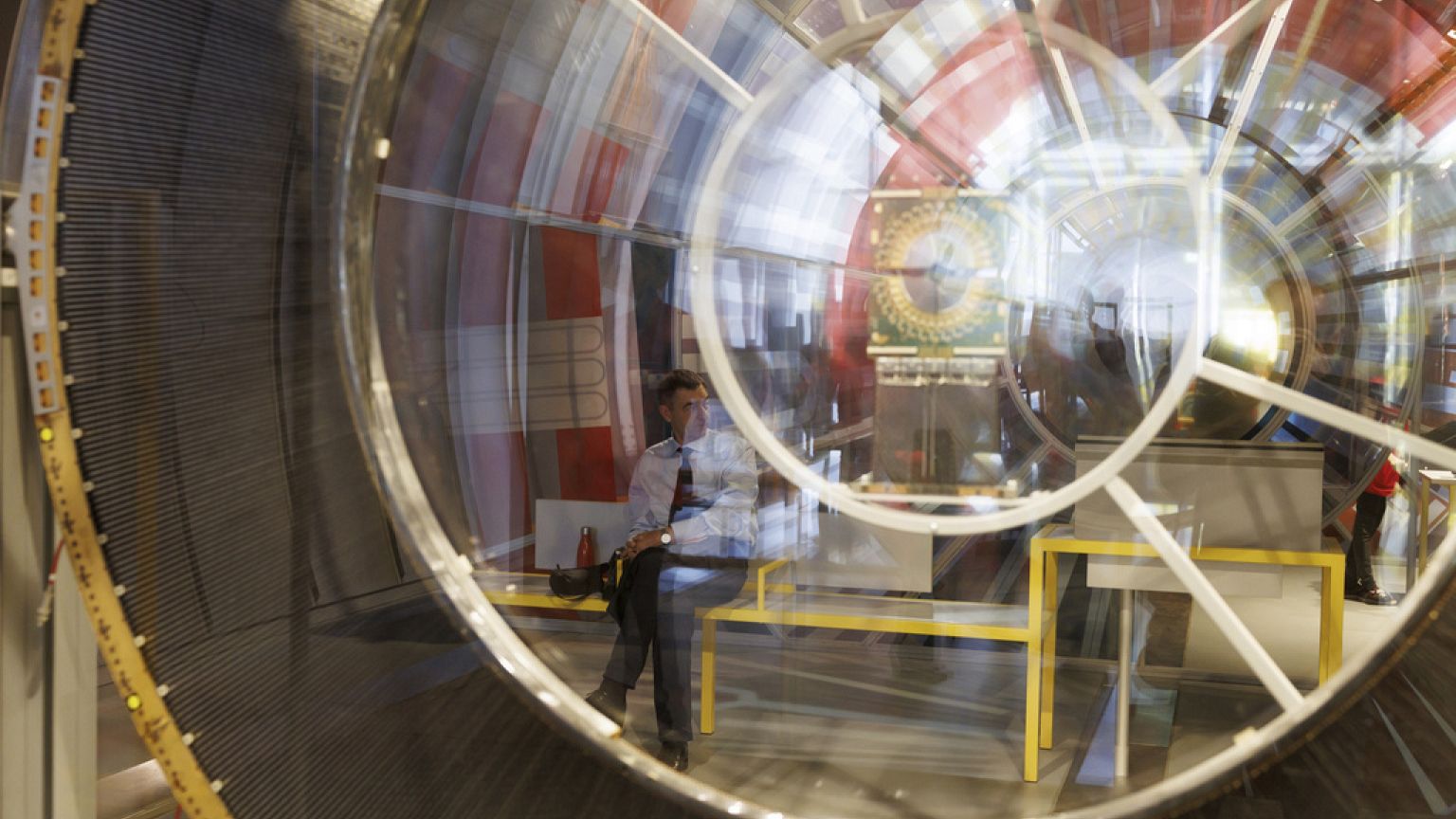 El CERN populariza la ciencia con su centro interactivo 'Portal de la ...
