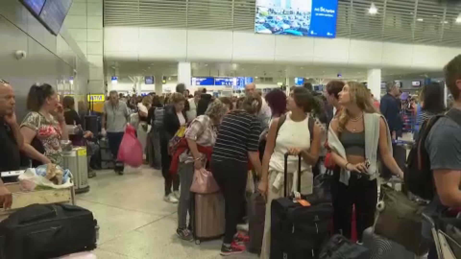 Σε κόμβο έχει μετατραπεί τα Αεροδρόμια «Ελευθέριος Βενιζέλος» και ...