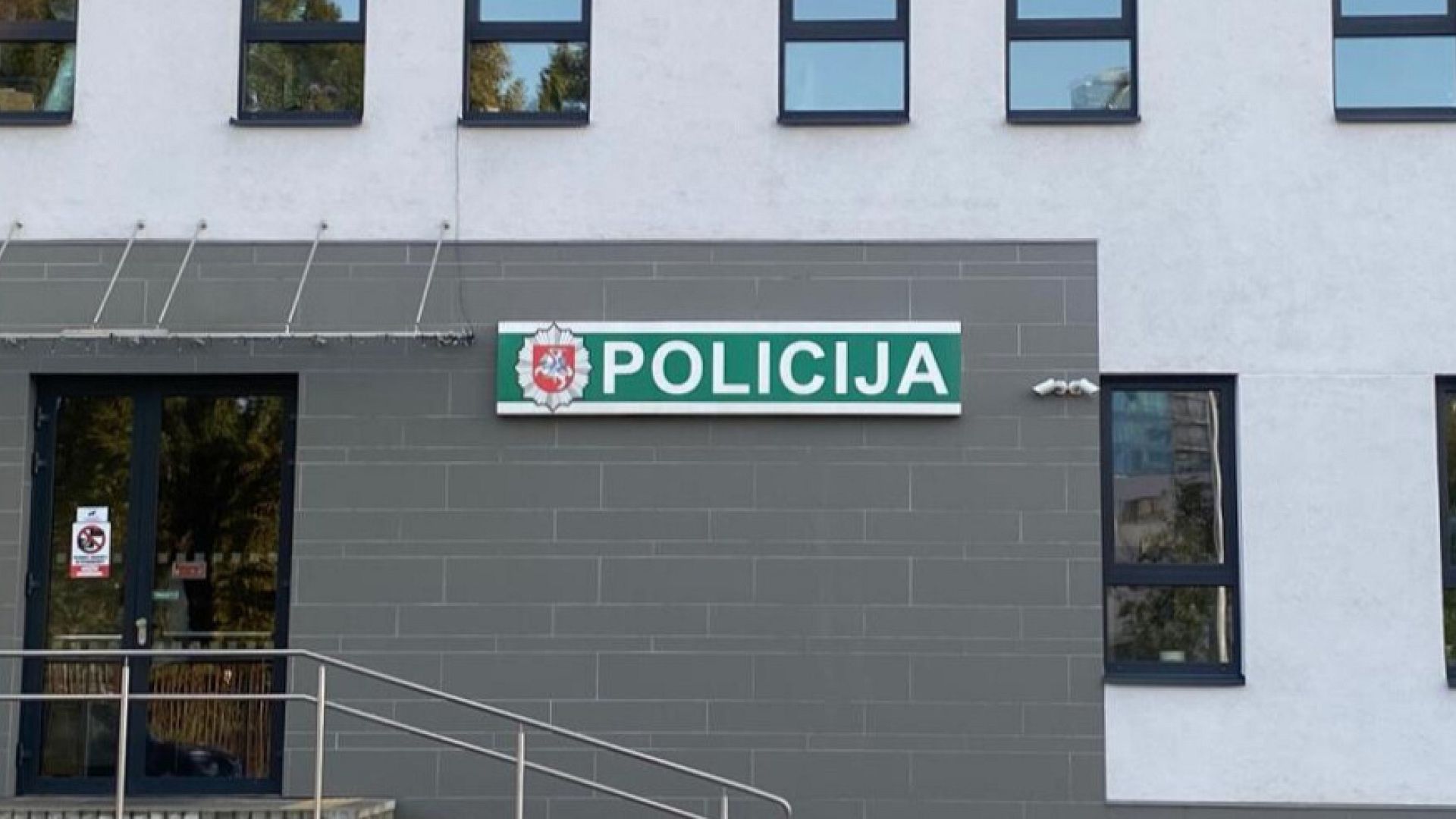 Lithuanian police respond to hundreds of 'co-ordinated' bomb threats ...