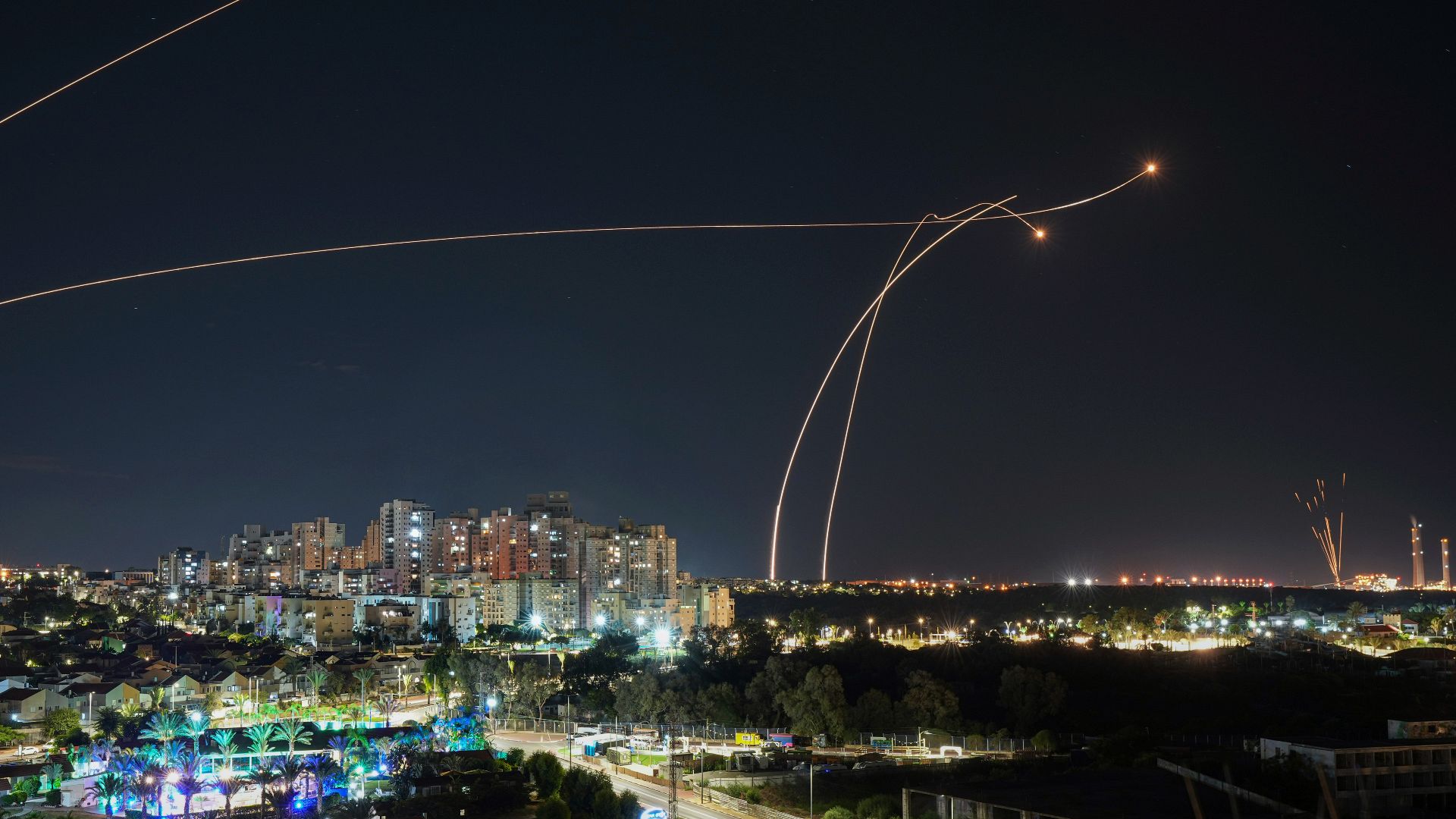 Video. The Iron Dome: How does Israel’s missile defence system work ...