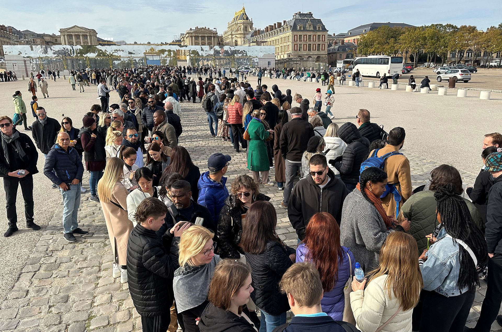 Airport evacuations and false bomb threats: What to expect if you are ...