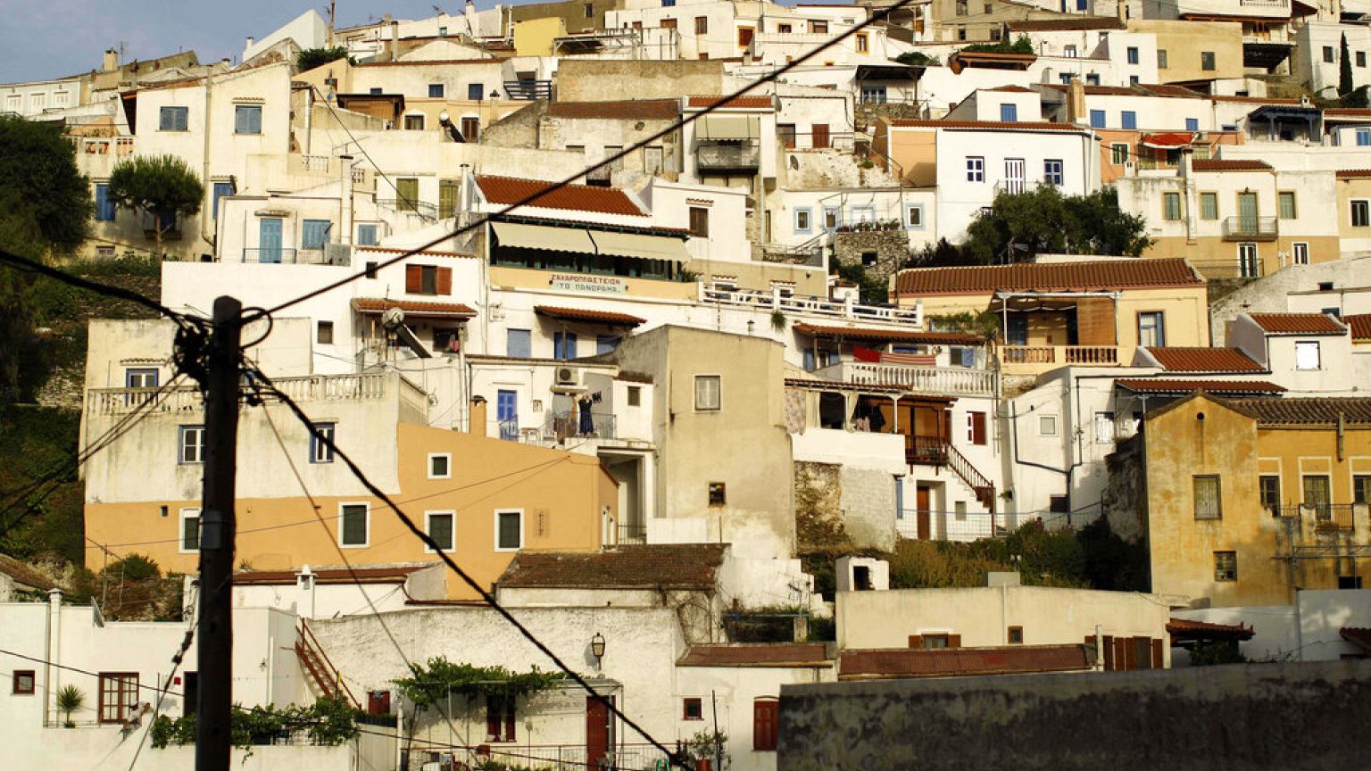 Ελλάδα: Έκρηξη στις τιμές των ακινήτων- Εκτιμήσεις ότι θα ανέβουν και ...