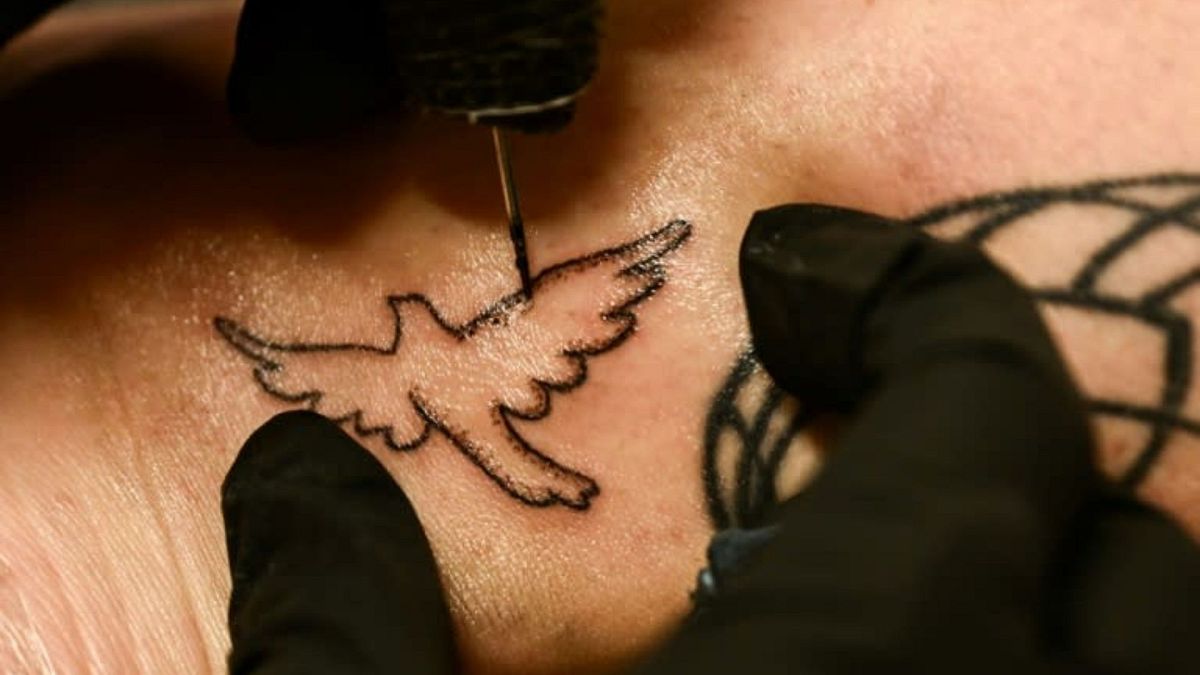 Forever bound: Meet the tattoo artist transforming cremated ashes into ...