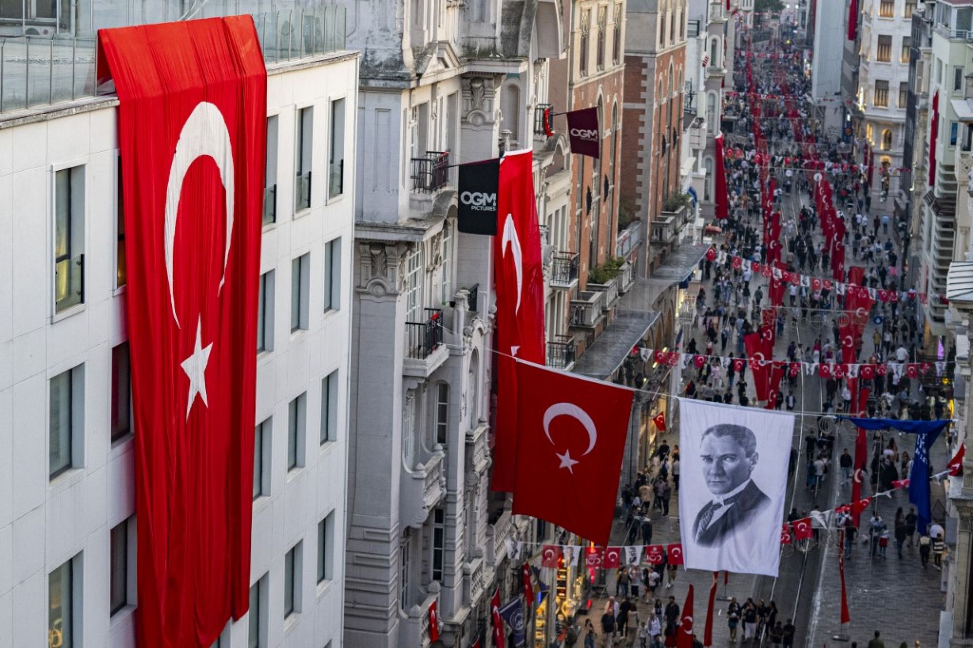 Was Turkey's Atatürk an authoritarian leader or a visionary European ...