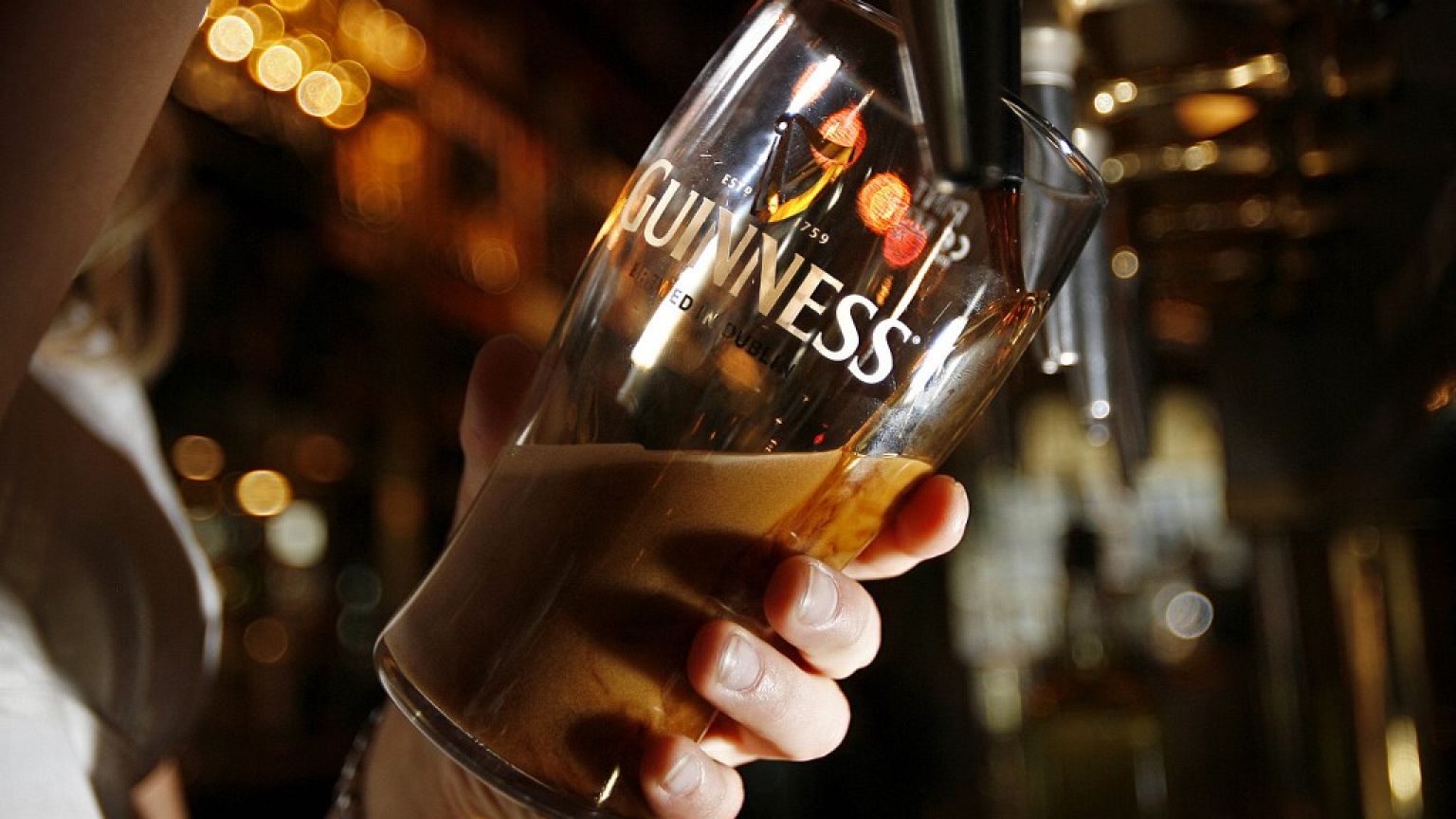 Guinness manufacturer Diageo sees stock plunge on profit warning | Euronews