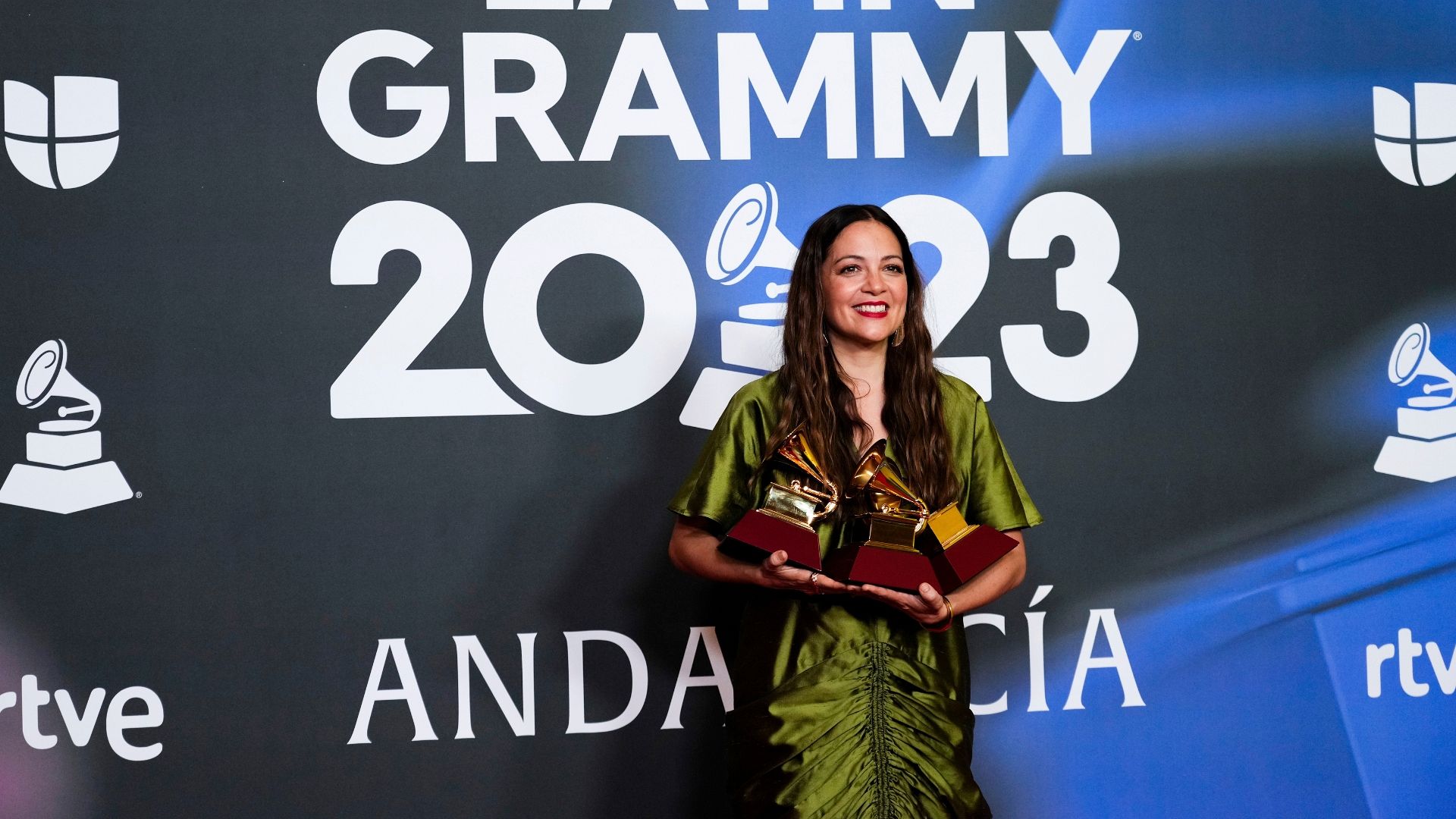Latin stars win big at first Spain-hosted Latin Grammys | Euronews