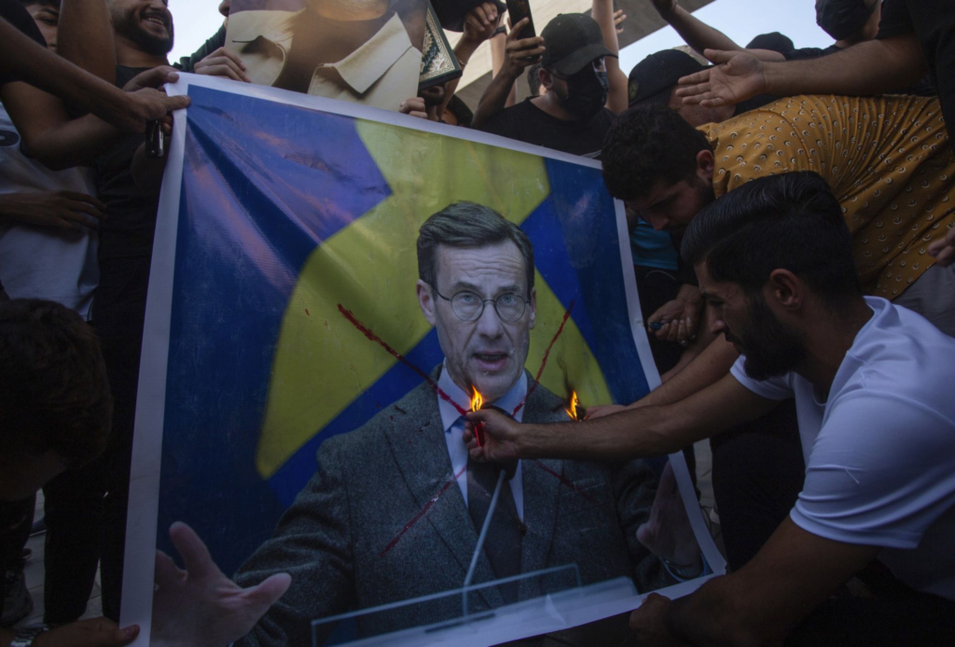 Sweden's prime minister condemns far-right call to demolish mosques ...