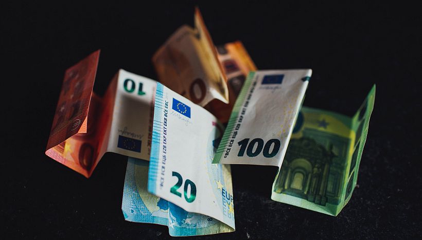 Rivers, birds, culture: ECB selects motifs for new euro banknotes ...