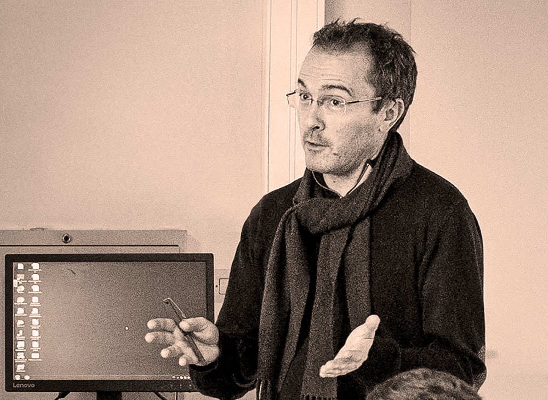 Samuel Paty az életével fizetett, mert diákja saját bőrét mentve ...