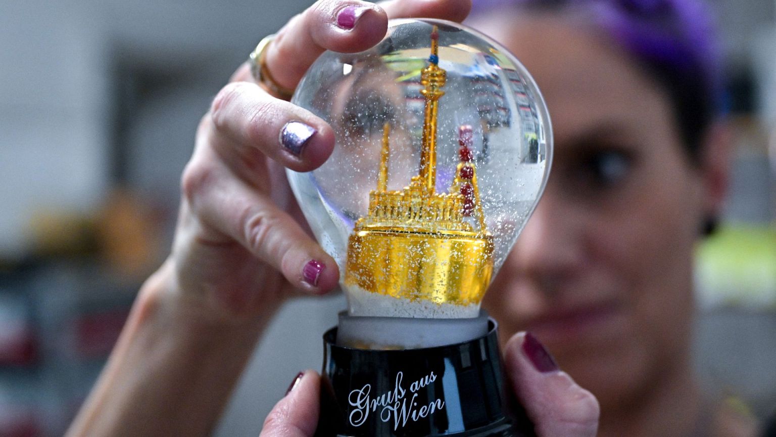 'Christmas in a globe': Made in Vienna snow globes still going strong ...