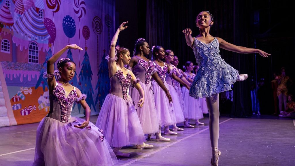 Kenya: from slums to ballet, pirouette through dance | Africanews