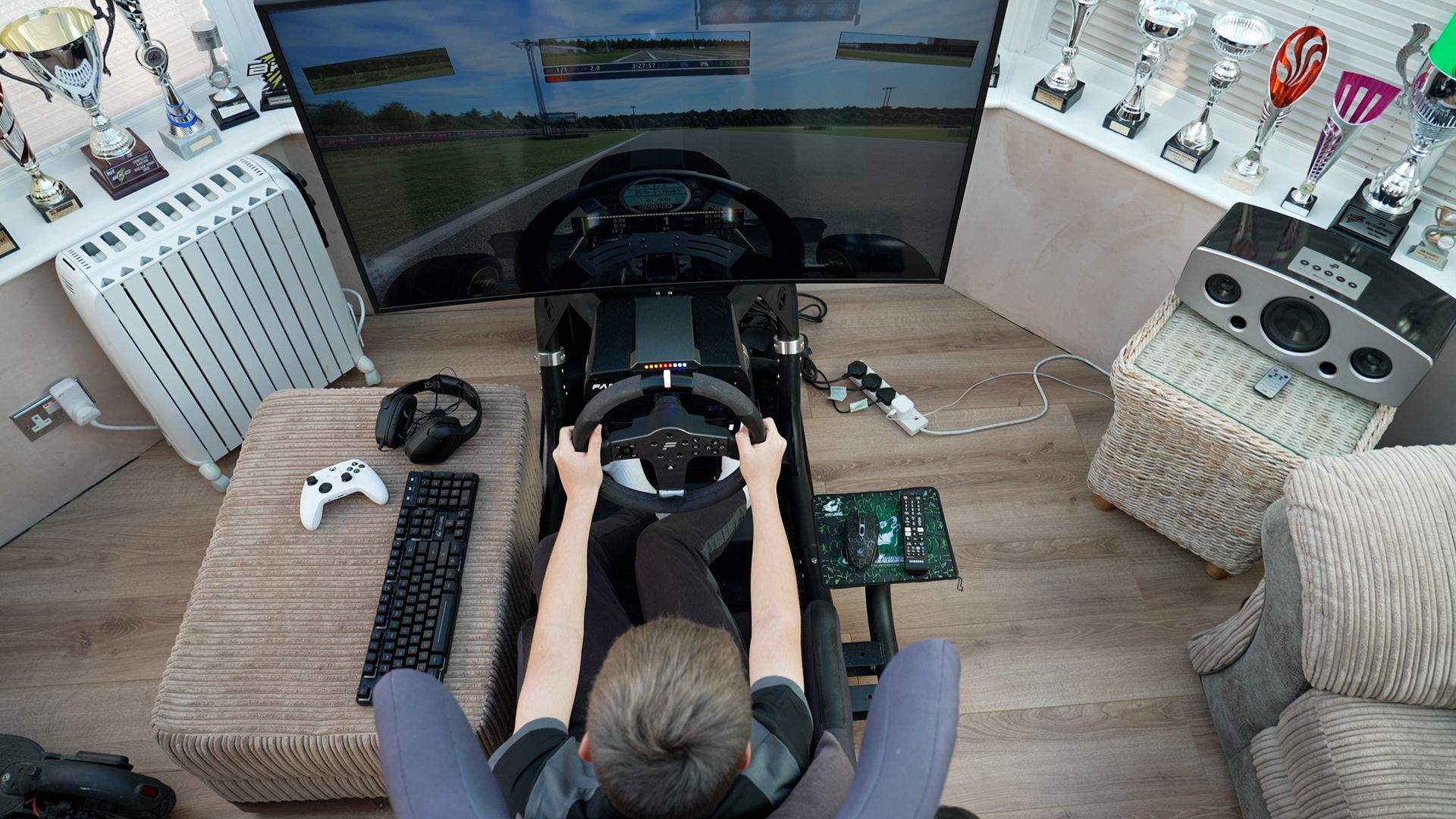 Meet the kid racer pushing the pedals towards Formula One | Euronews