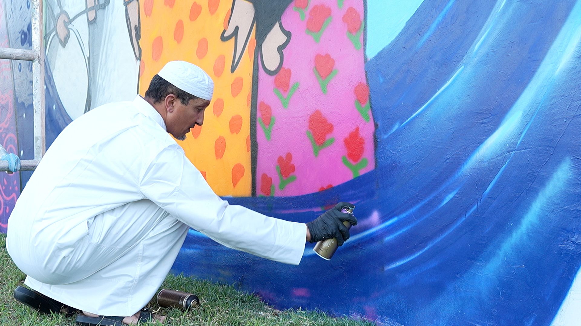 Meet the mural artists adding vibrancy to Qatar’s cityscape | Euronews