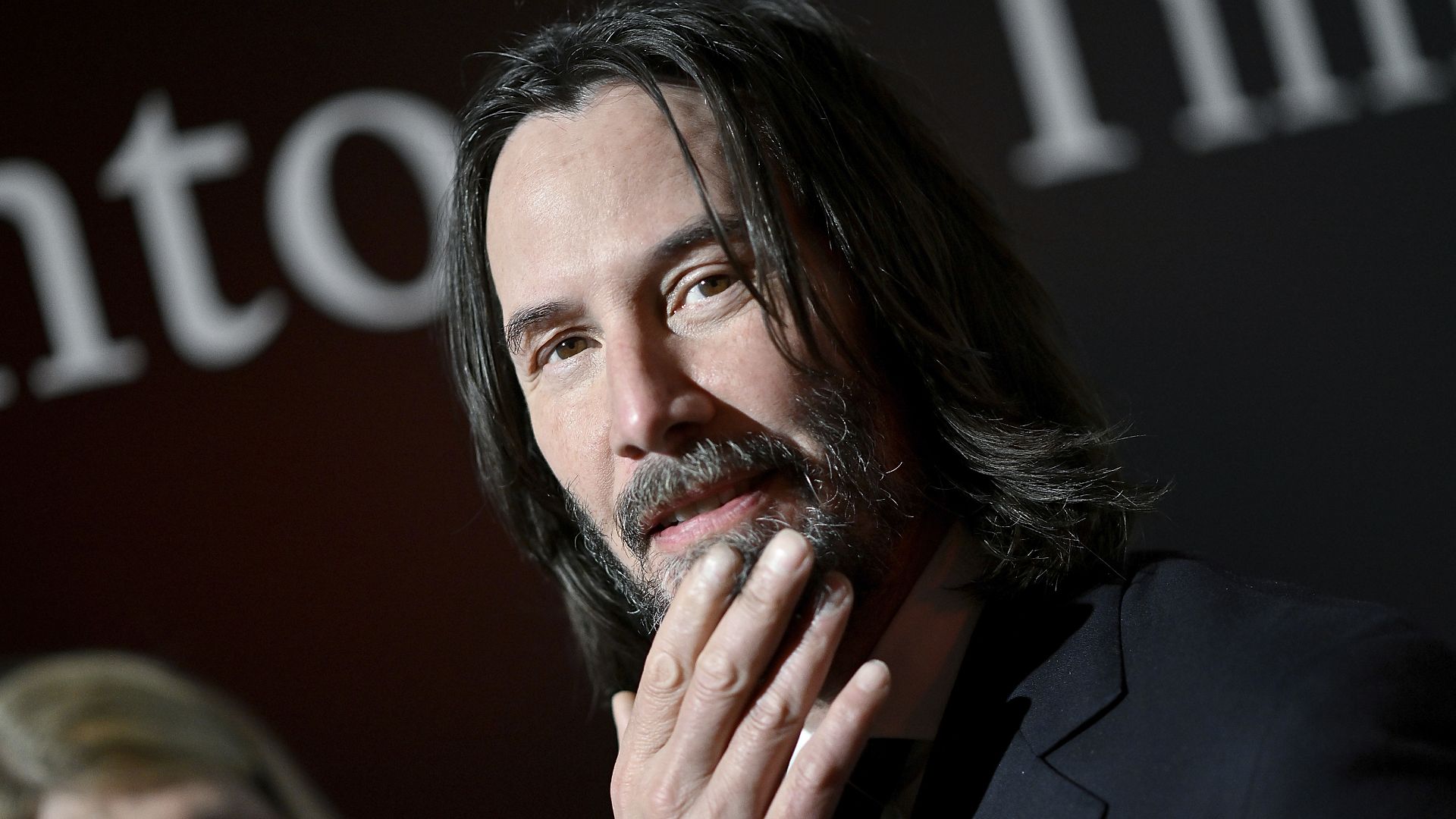 Un grupo de encapuchados asalta la casa de Keanu Reeves en Hollywood ...