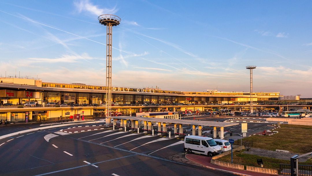 Half of flights cancelled at some French airports as air traffic ...