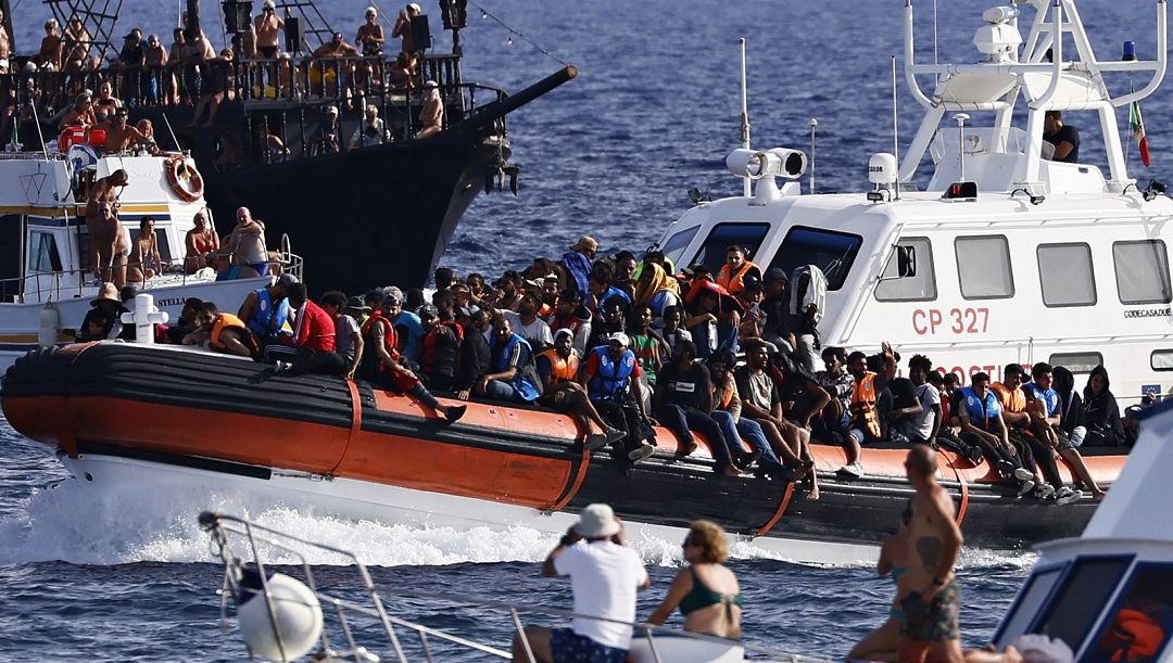 'Historic day': EU strikes major deal to reform migration policy after ...