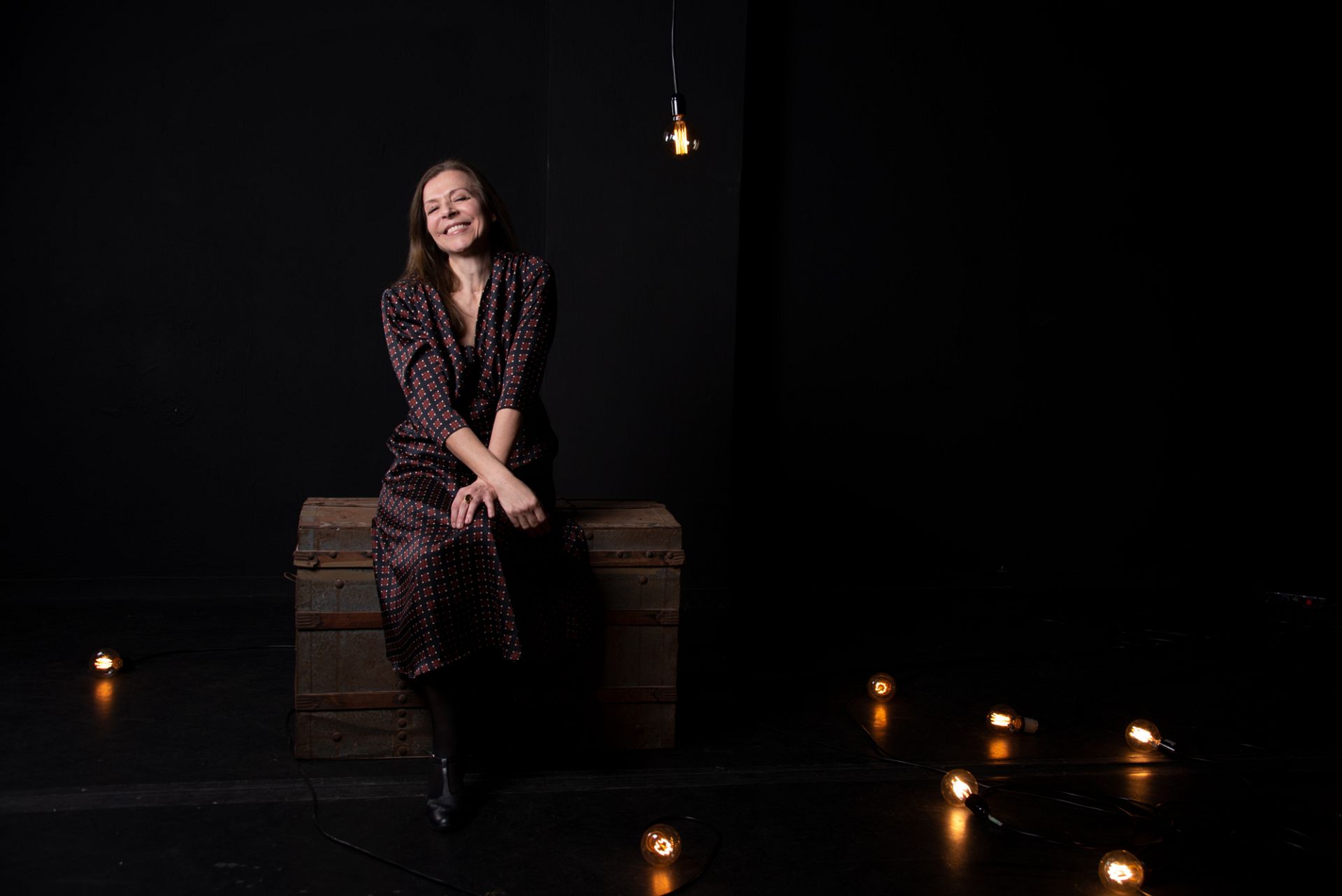 Ράνια Σχίζα: Από το αλληγορικό έργο του Γιάννη Τσίρου στο συγκινητικό ...