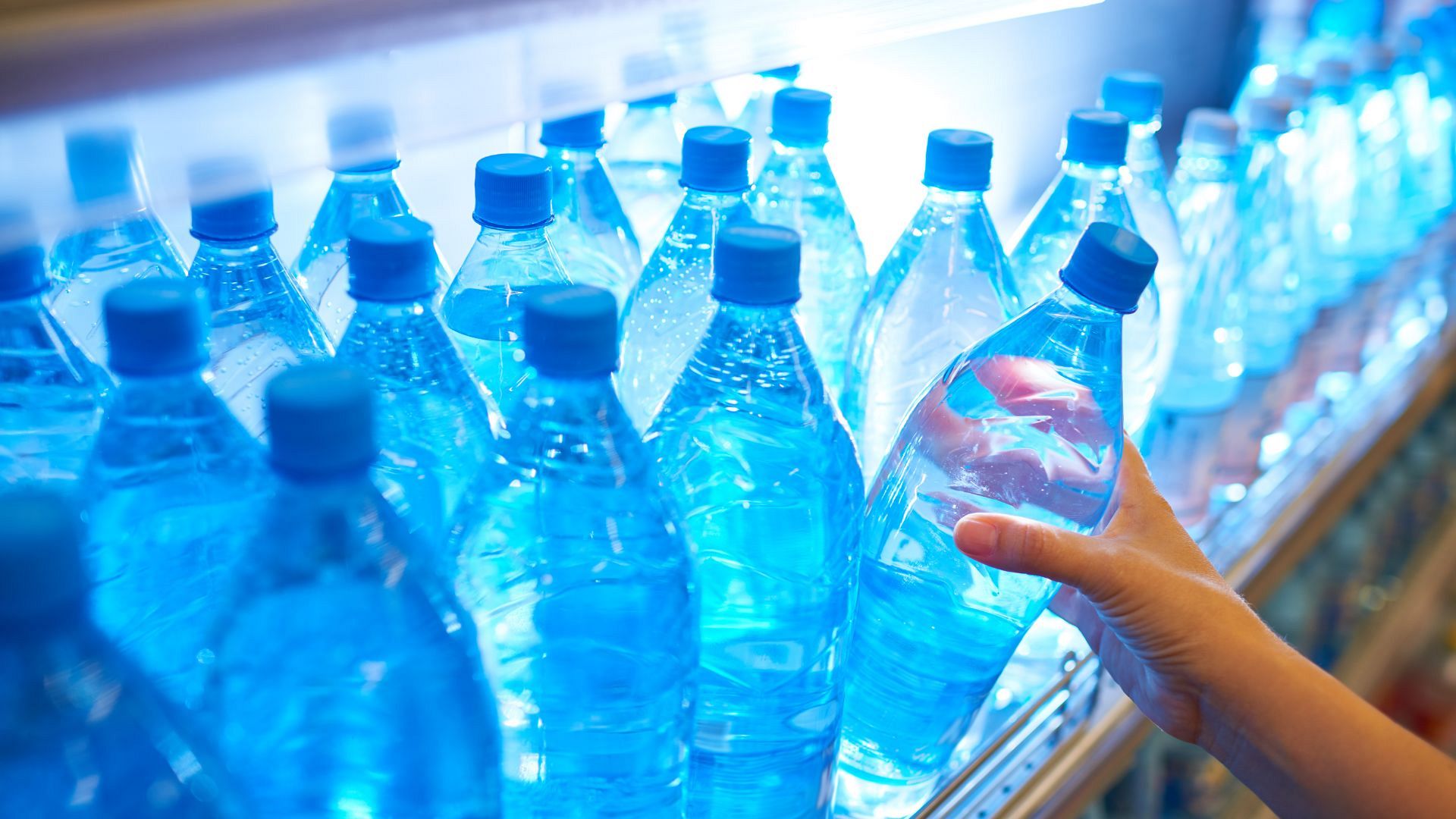 Bottled water contains 100 times more plastic nanoparticles than ...