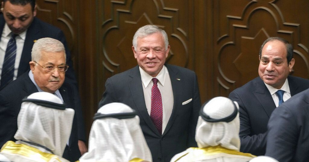 Jordanie : le roi Abdallah, al-Sissi et Abbas discutent de l'aide à ...